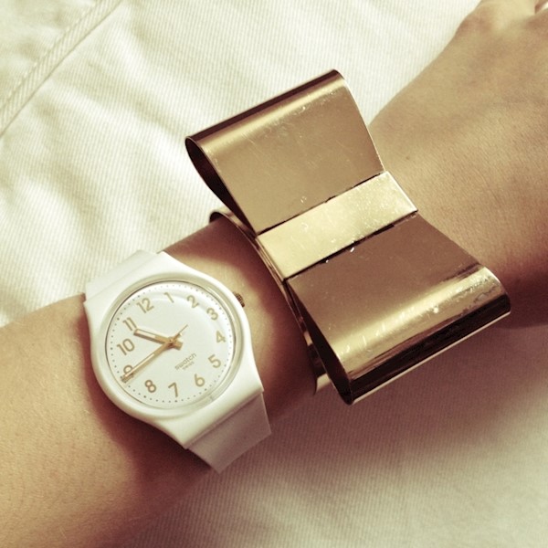 Swatch White Bishop White Dial Unisex Watch GW164 | GW164 | GW164 ...